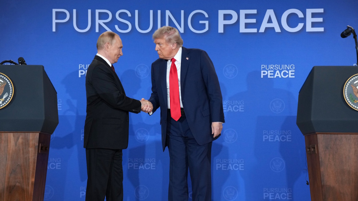 Presidente Donald Trump: "Mi relación con Putin no significó nada, por desgracia"