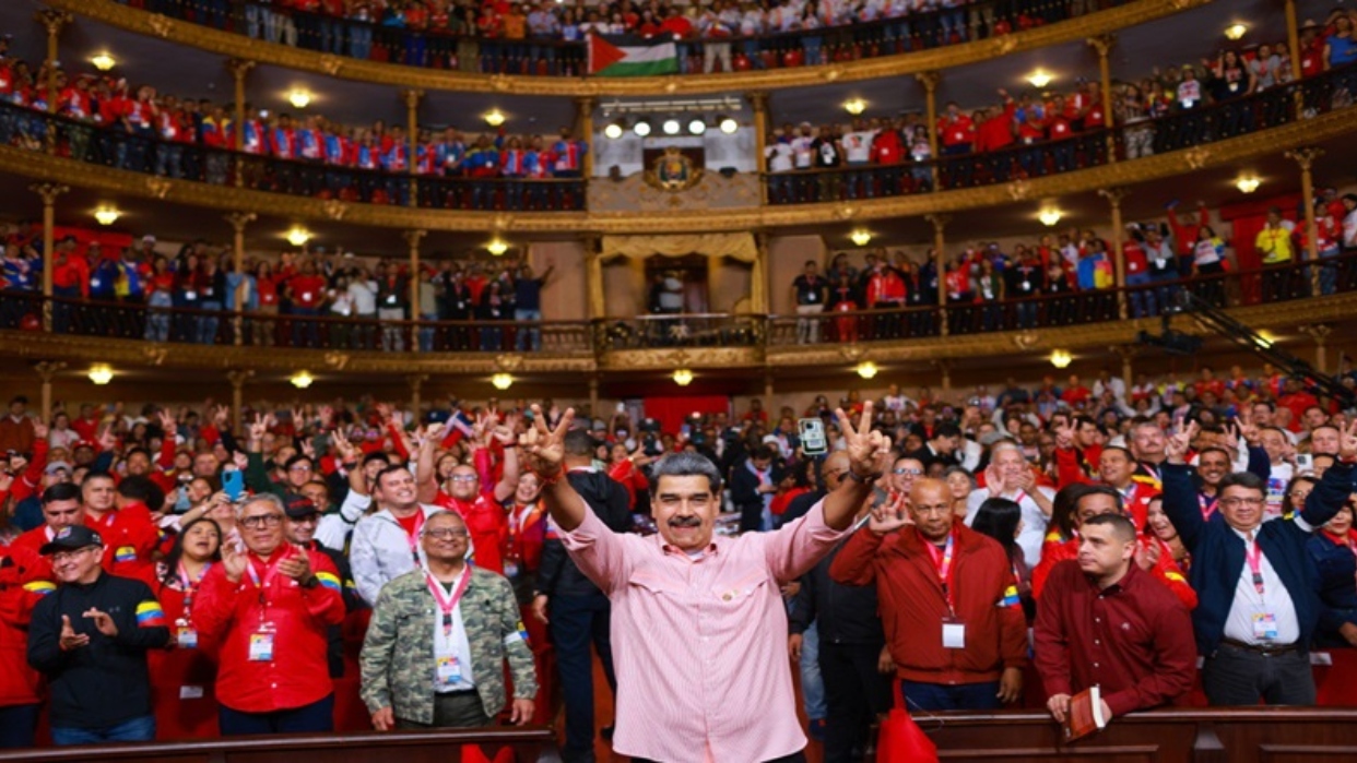 Presidente Maduro en Plenaria del PSUV y JPSUV: Nuestro destino es la ...
