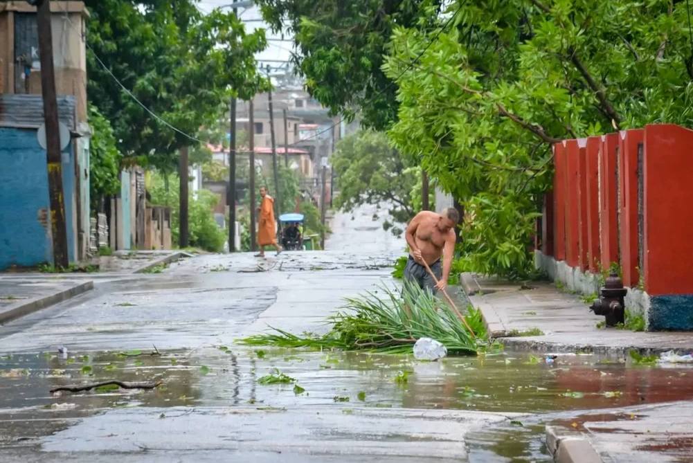 (+Fotos) Huracán Melissa dejó "daños cuantiosos" tras su paso por Cuba