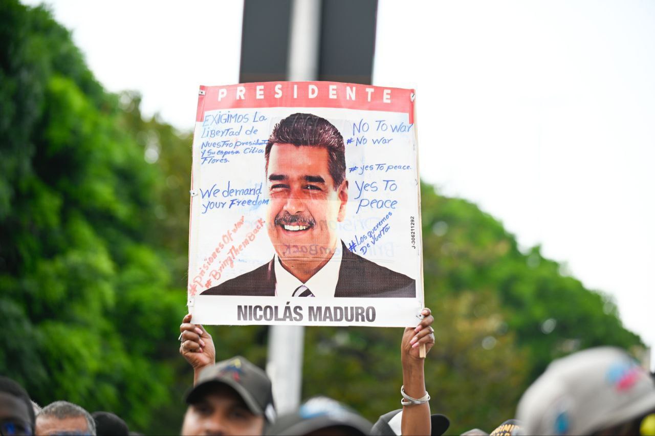 Venezuela marchó por la paz y soberanía en Caracas este martes (+Fotos)